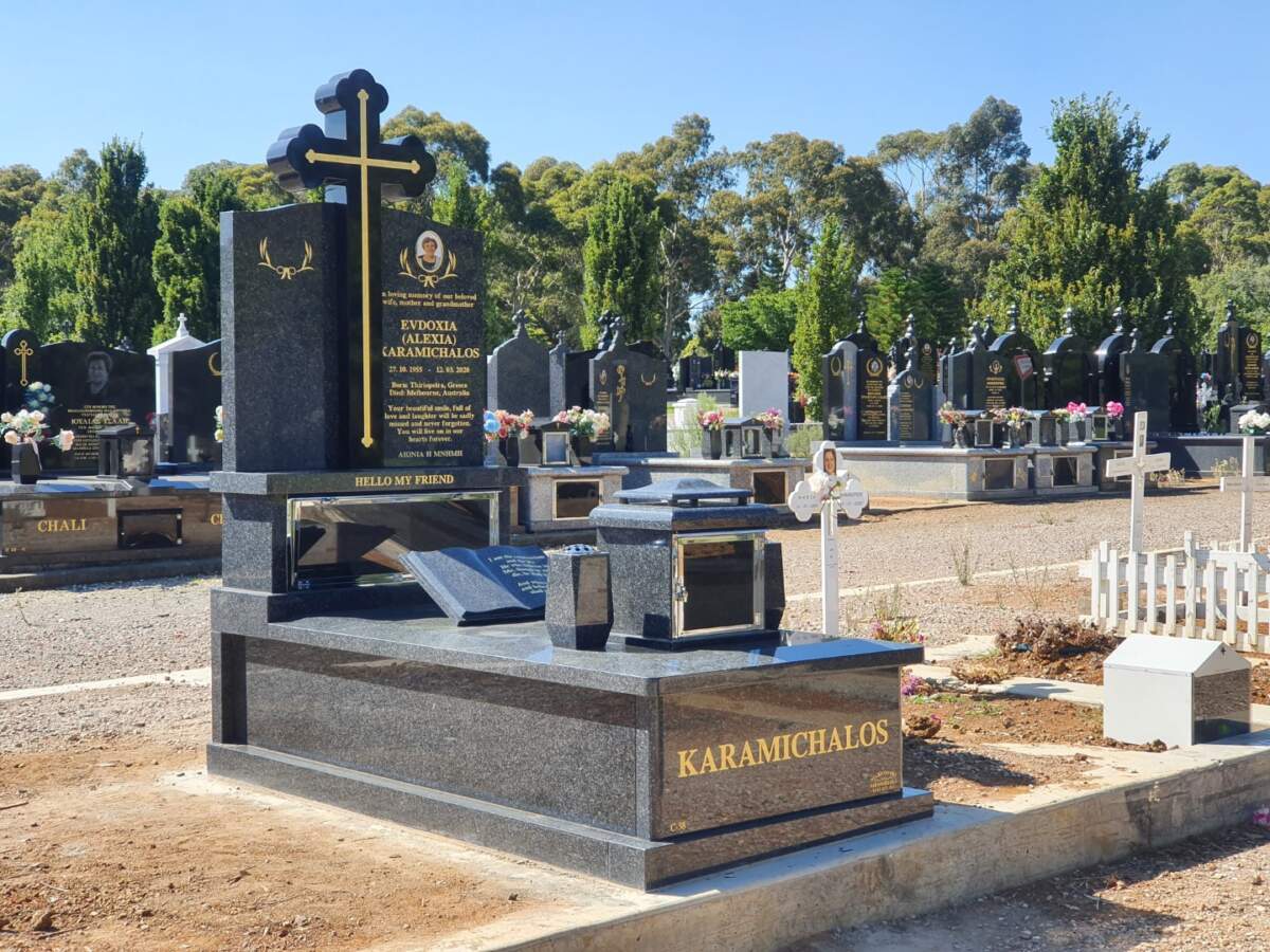 Monument design by leading stonemason | Markovski Memorials